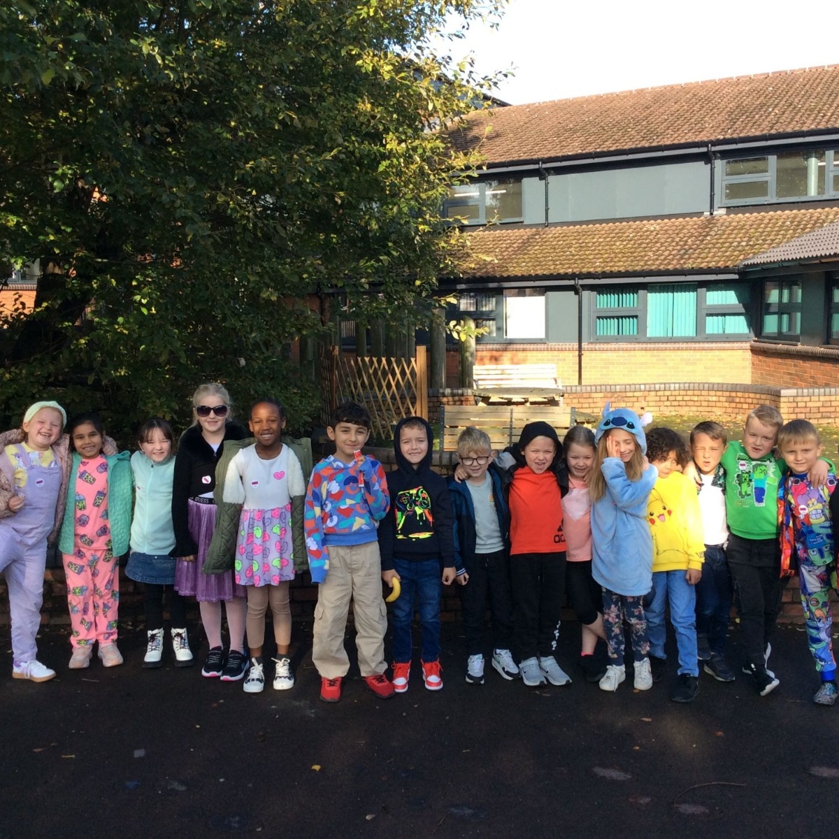 Hurst Hill Primary - Hurst Hill goes Bright for Sight